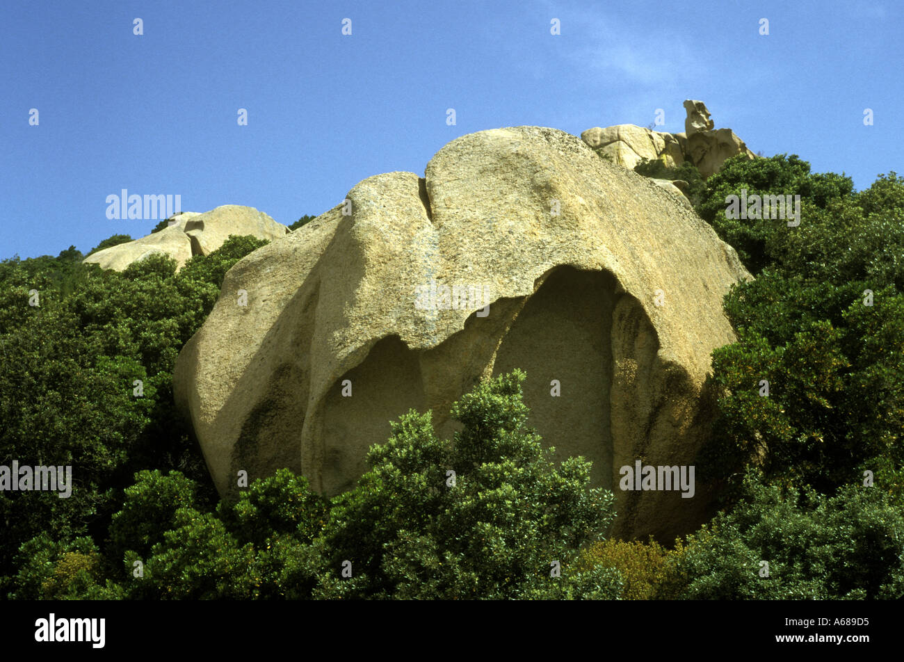 EXFOLIATION WEATHERING GRANITE BOULDER CORSICA Stock Photo - Alamy