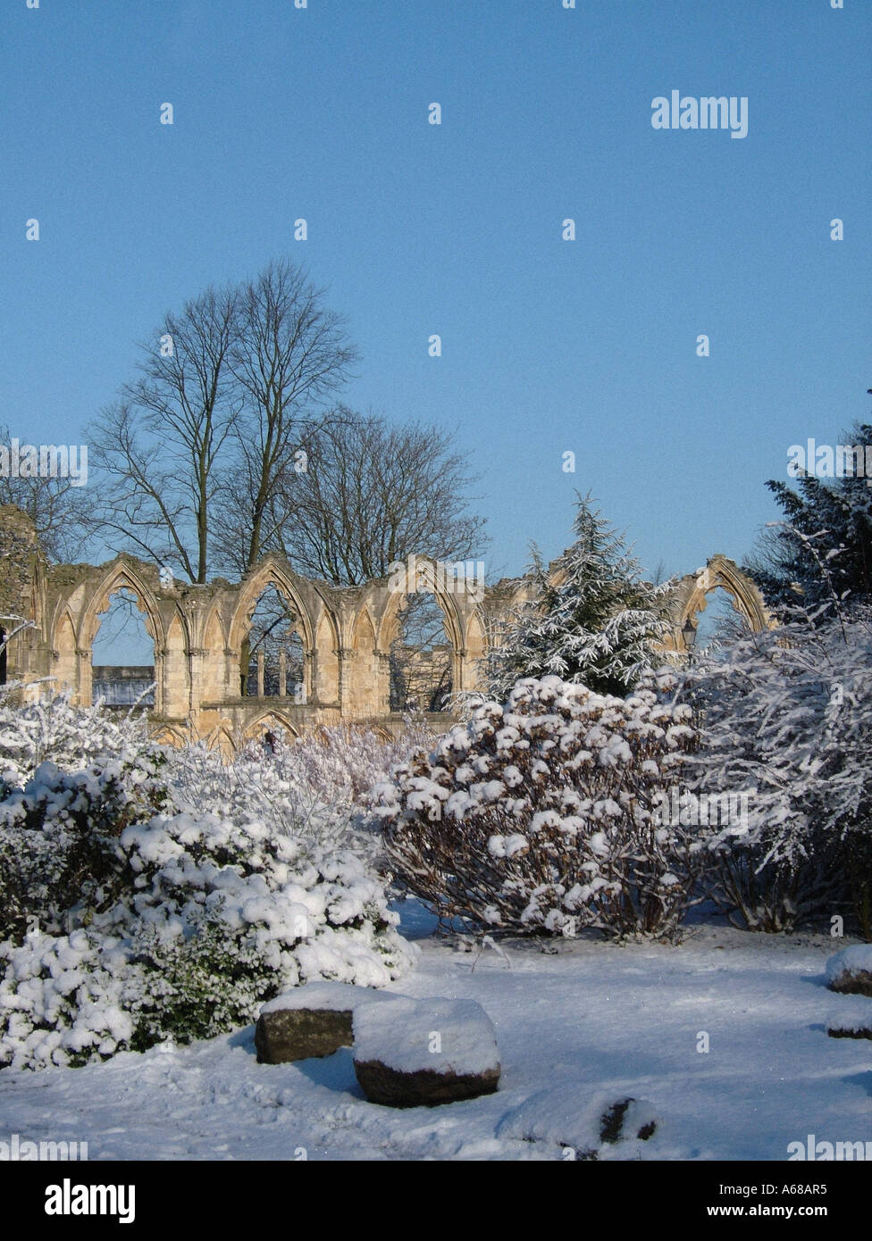Abbey Ruins Snow Trees High Resolution Stock Photography and Images - Alamy