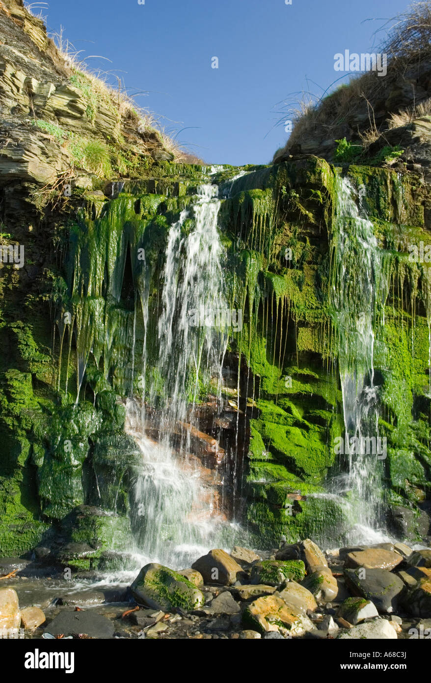 Waterfall on Kimmeridge Cliffs, Dorset, UK Stock Photo - Alamy