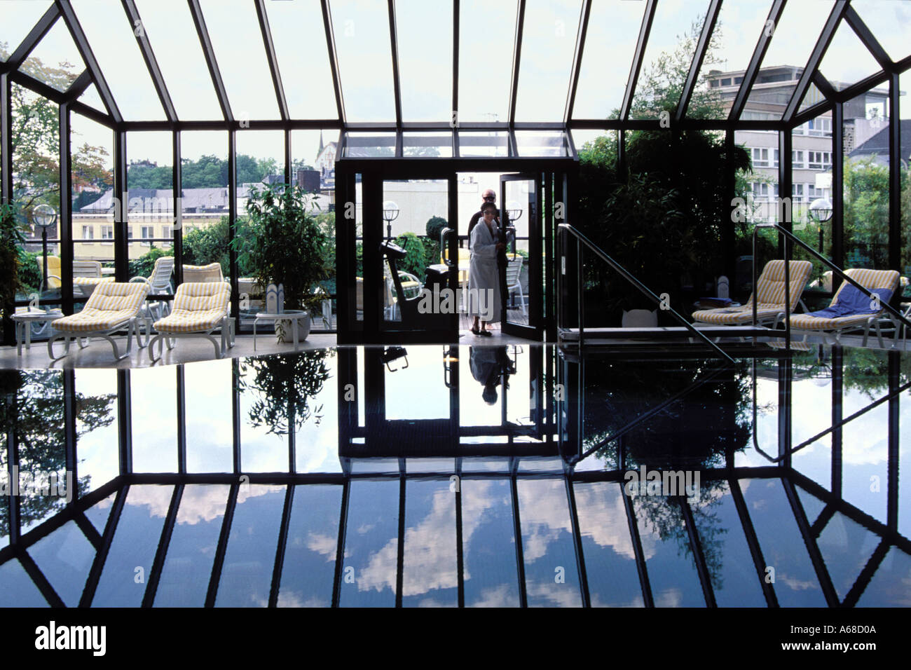 Germany, Wiesbaden, Thermal pool, Nassauer Hof spa Stock Photo - Alamy