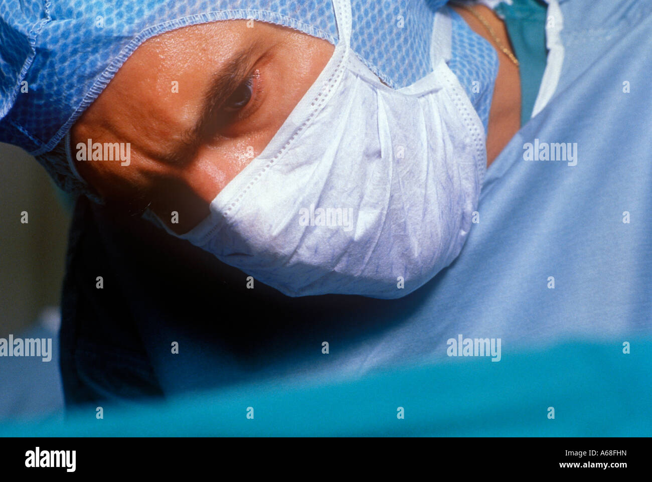 Surgeons performing a surgical procedure Stock Photo - Alamy