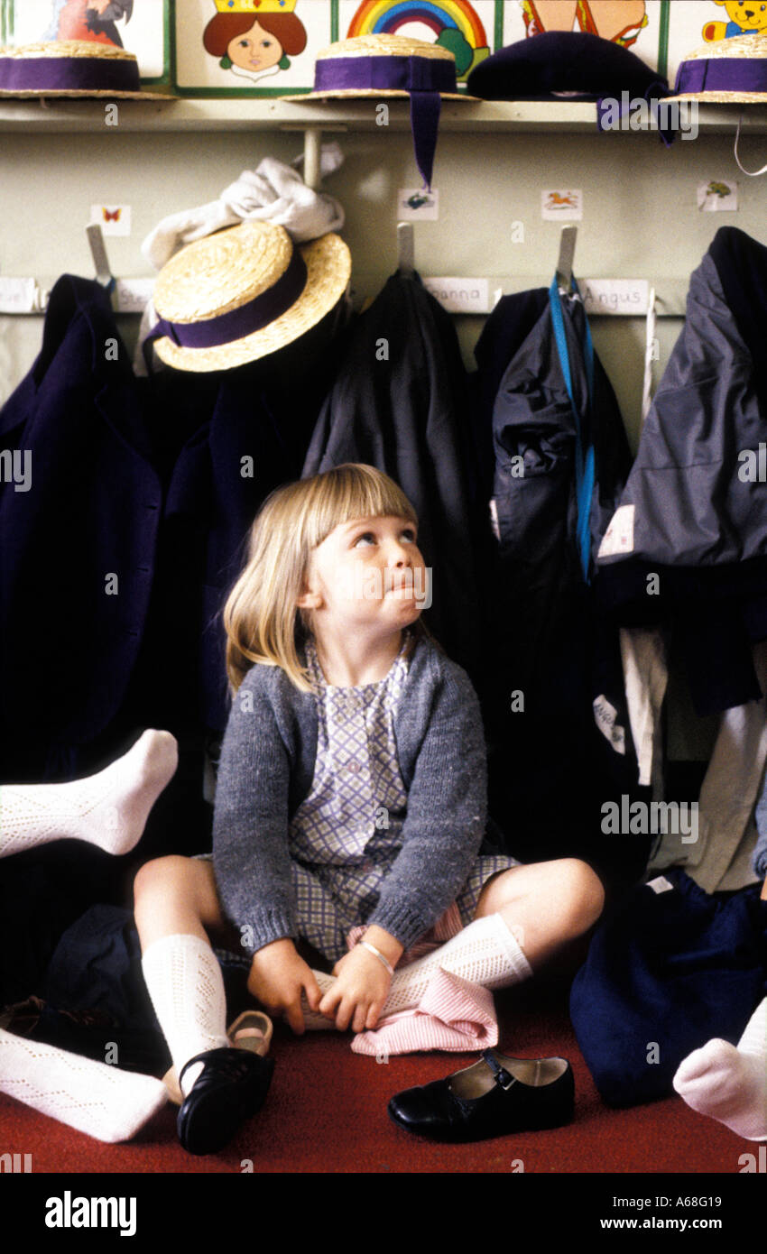 School changing room uk hi-res stock photography and images - Alamy