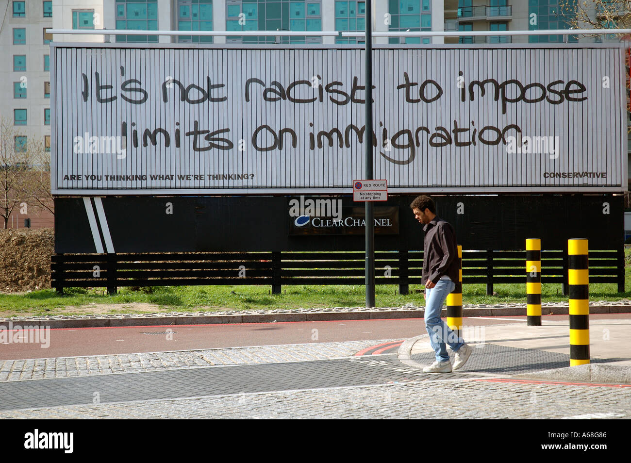 Conservative party campaign posters hi-res stock photography and images ...