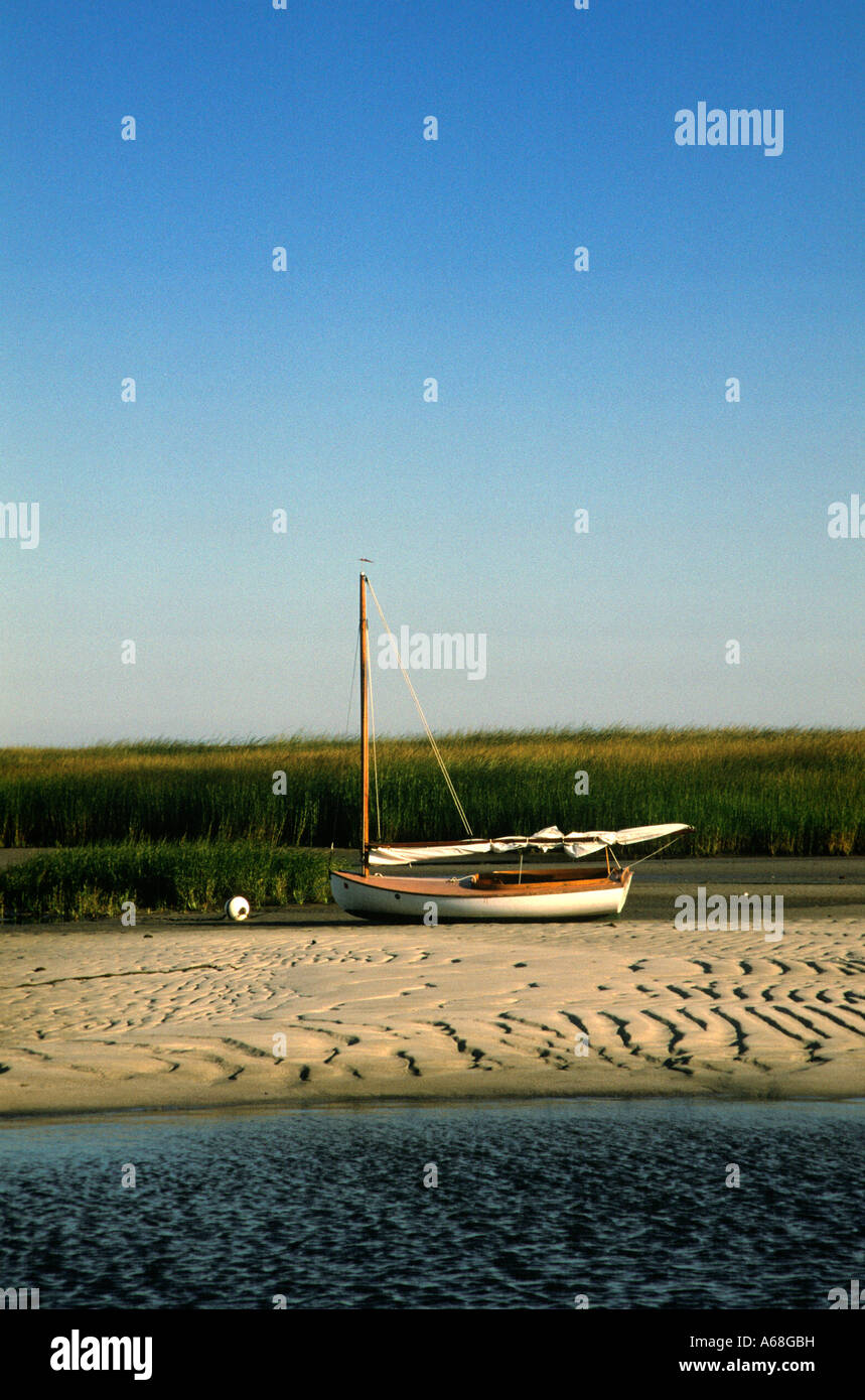 Rustic sailboat hi-res stock photography and images - Alamy