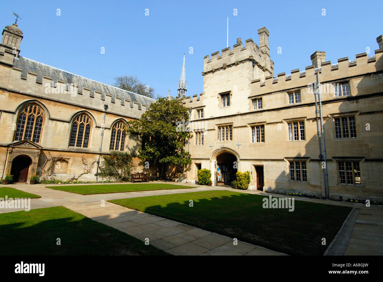 Jesus College Front Quad and Gatehouse Oxford Stock Photo - Alamy