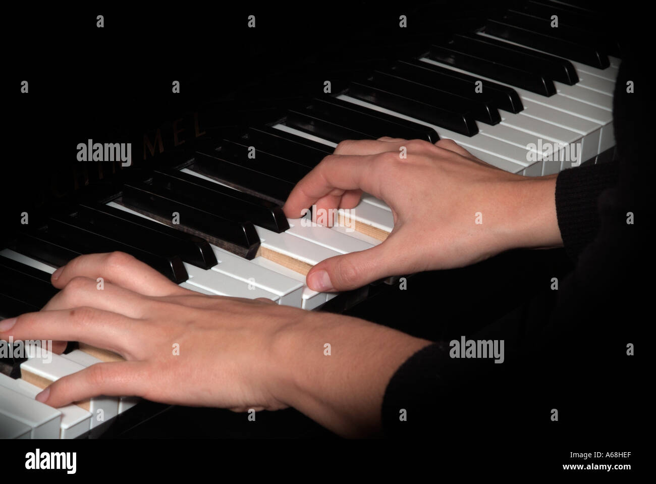 Musicians hands hi-res stock photography and images - Alamy