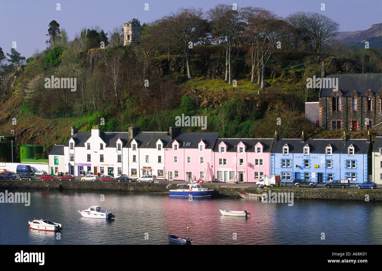 Portree colour houses hi-res stock photography and images - Alamy