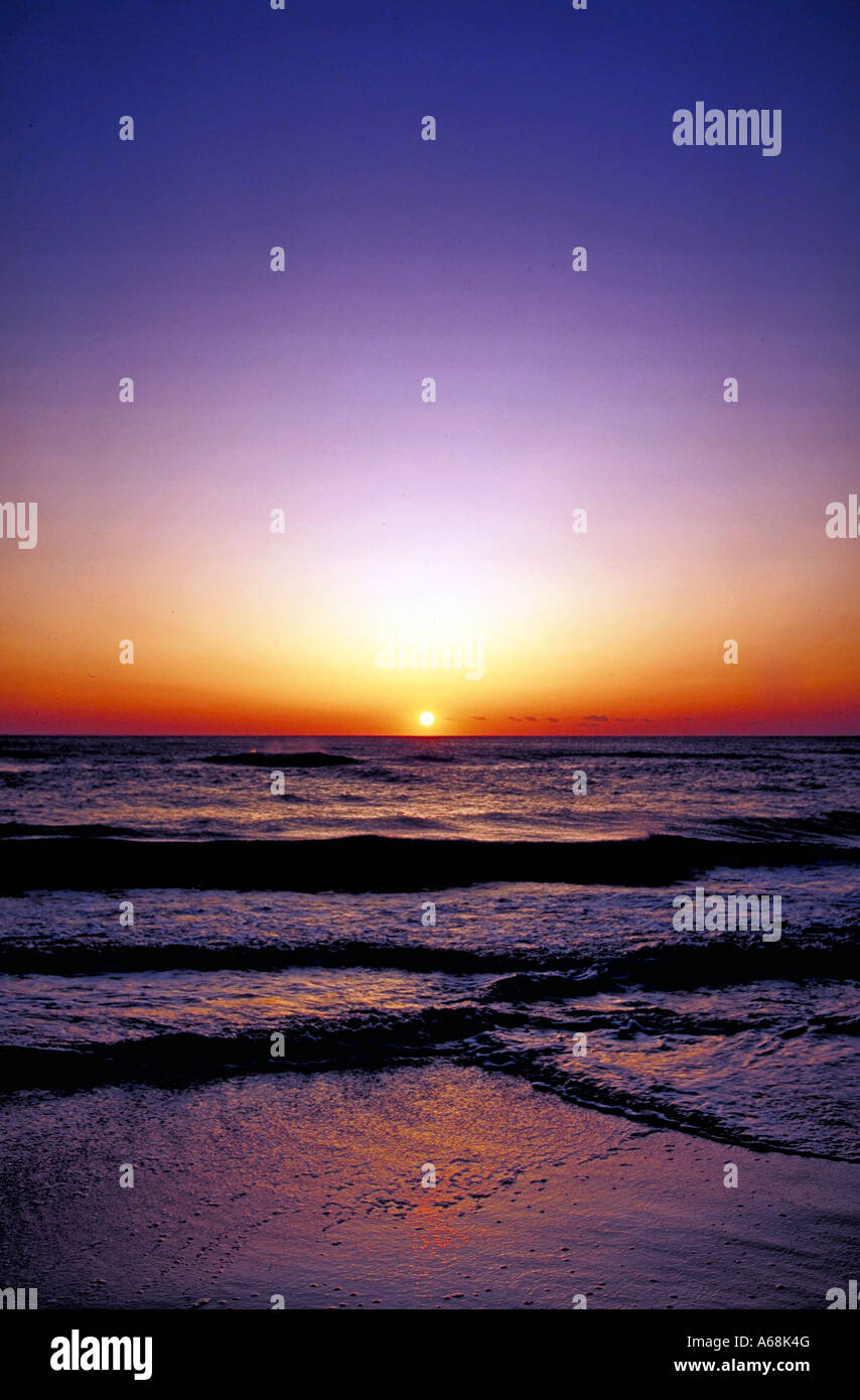 Sunrise over ocean Cape Cod, Massachusetts , USA Stock Photo - Alamy