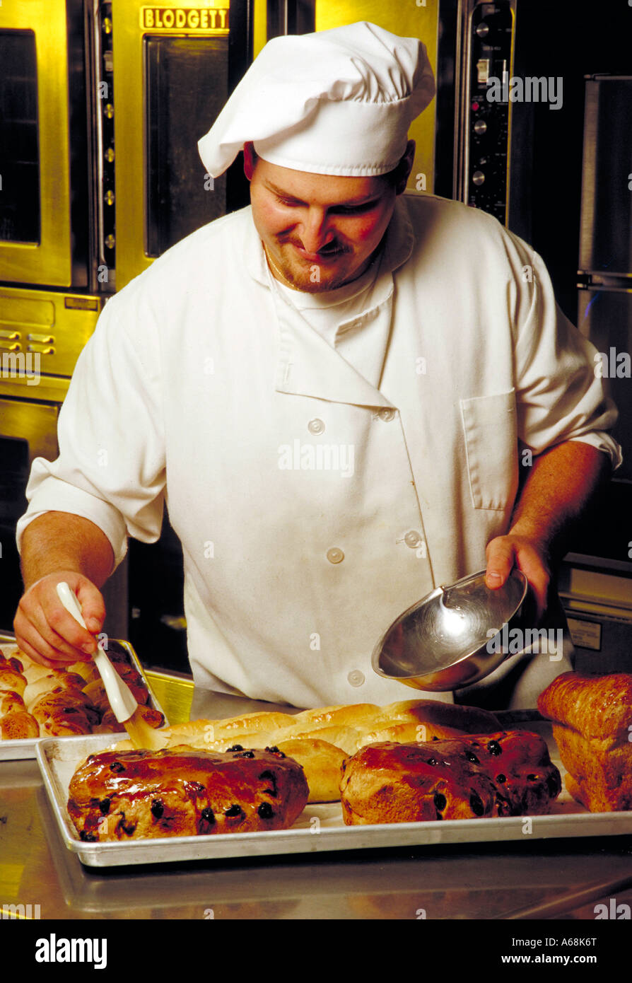 Chef preparing bread Stock Photo - Alamy