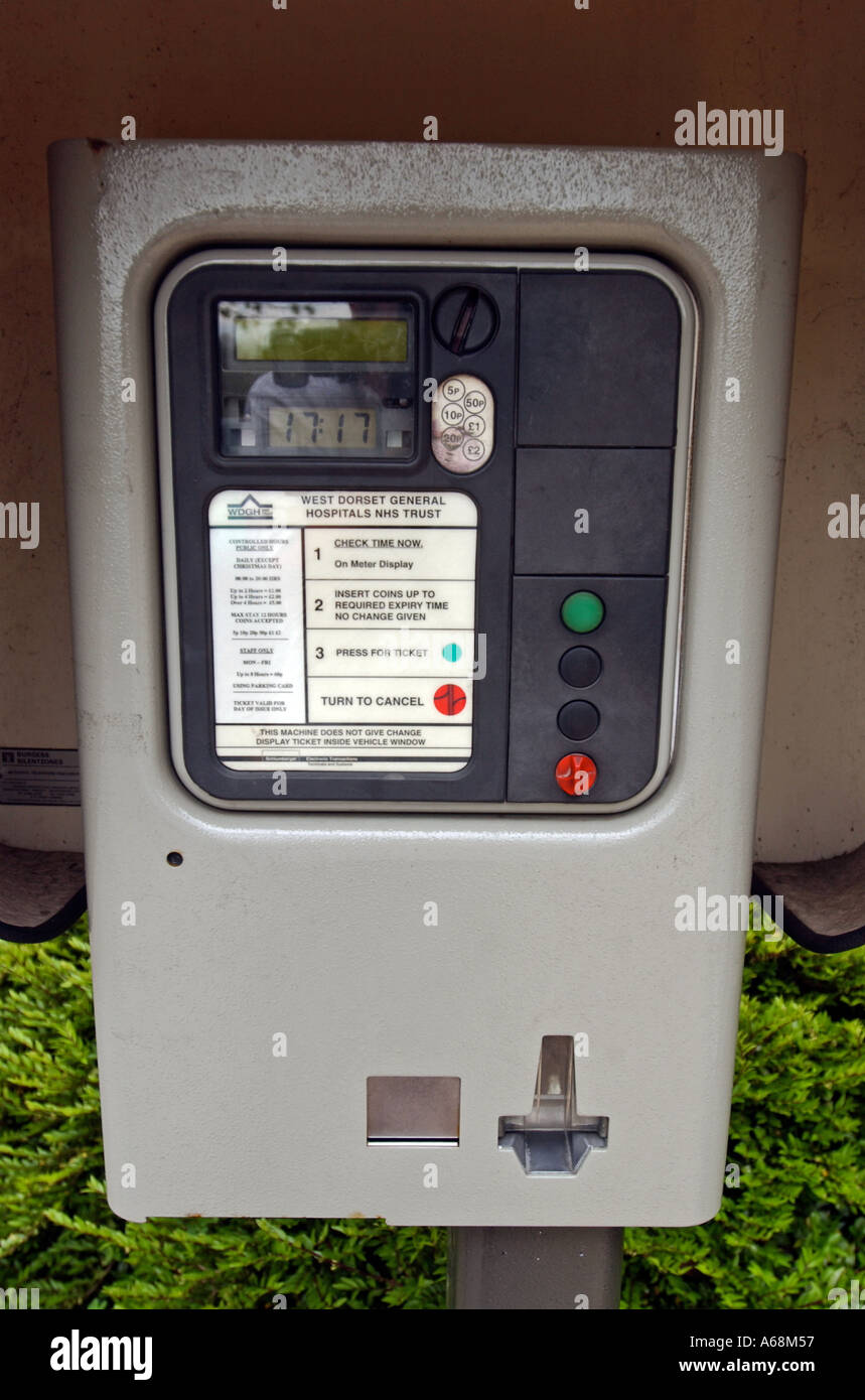Parking ticket machine Stock Photo - Alamy