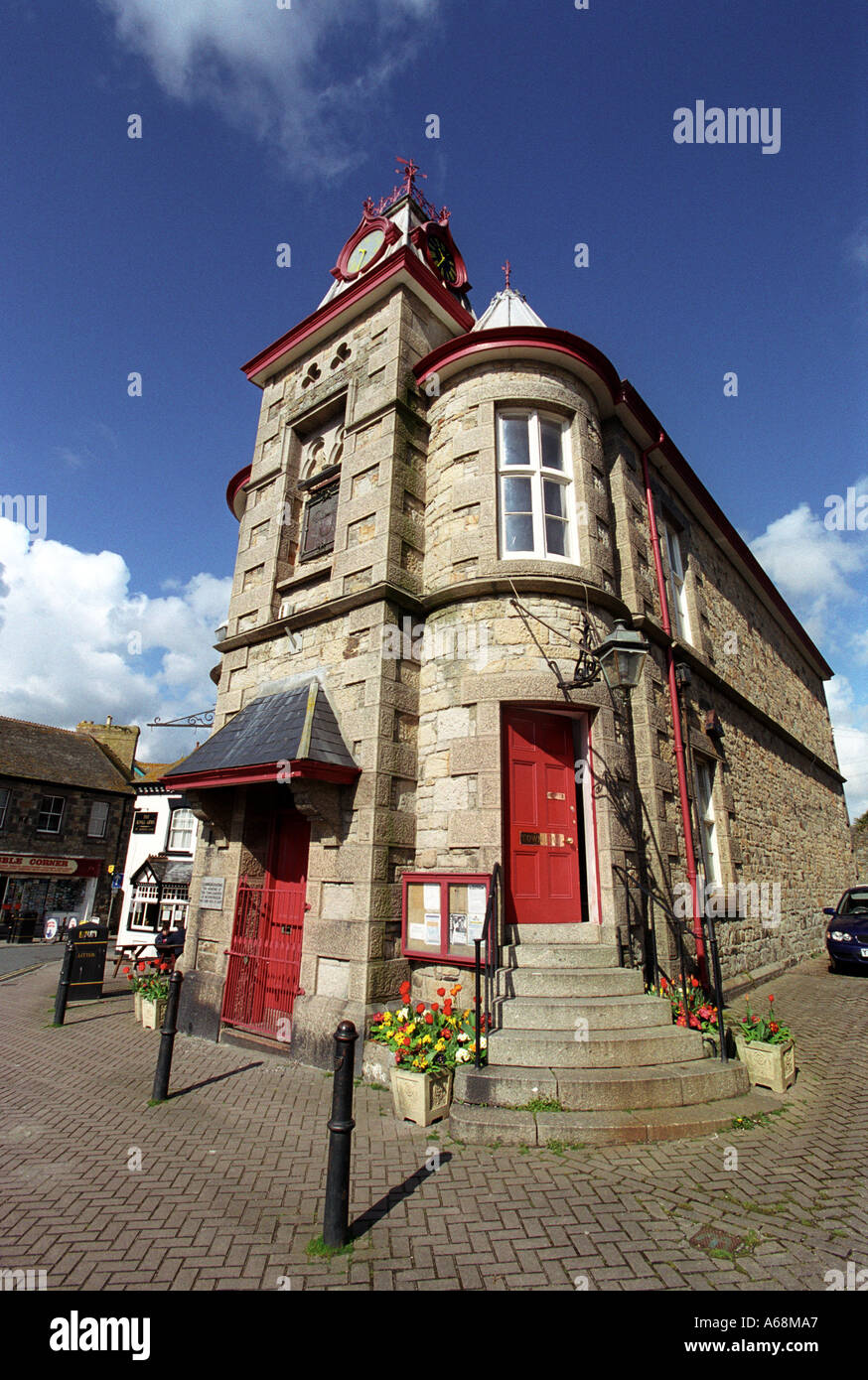 Marazion town hall hi-res stock photography and images - Alamy