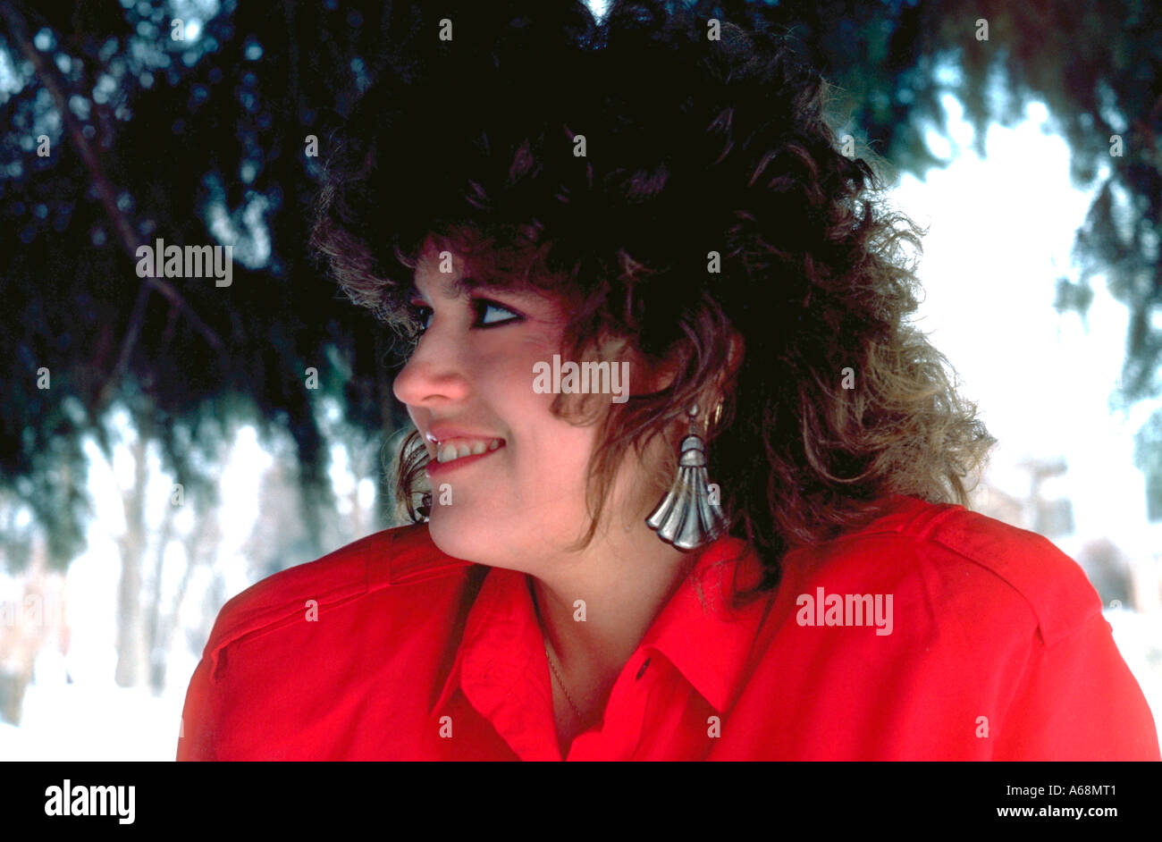 Beautiful young woman outside hi-res stock photography and images - Alamy