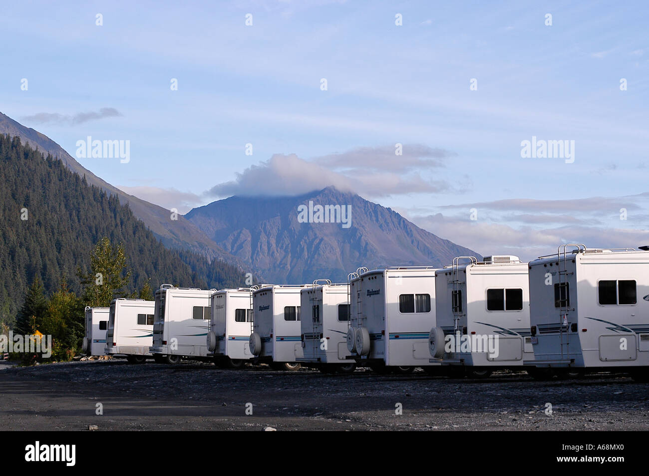 A row of RVs Stock Photo - Alamy