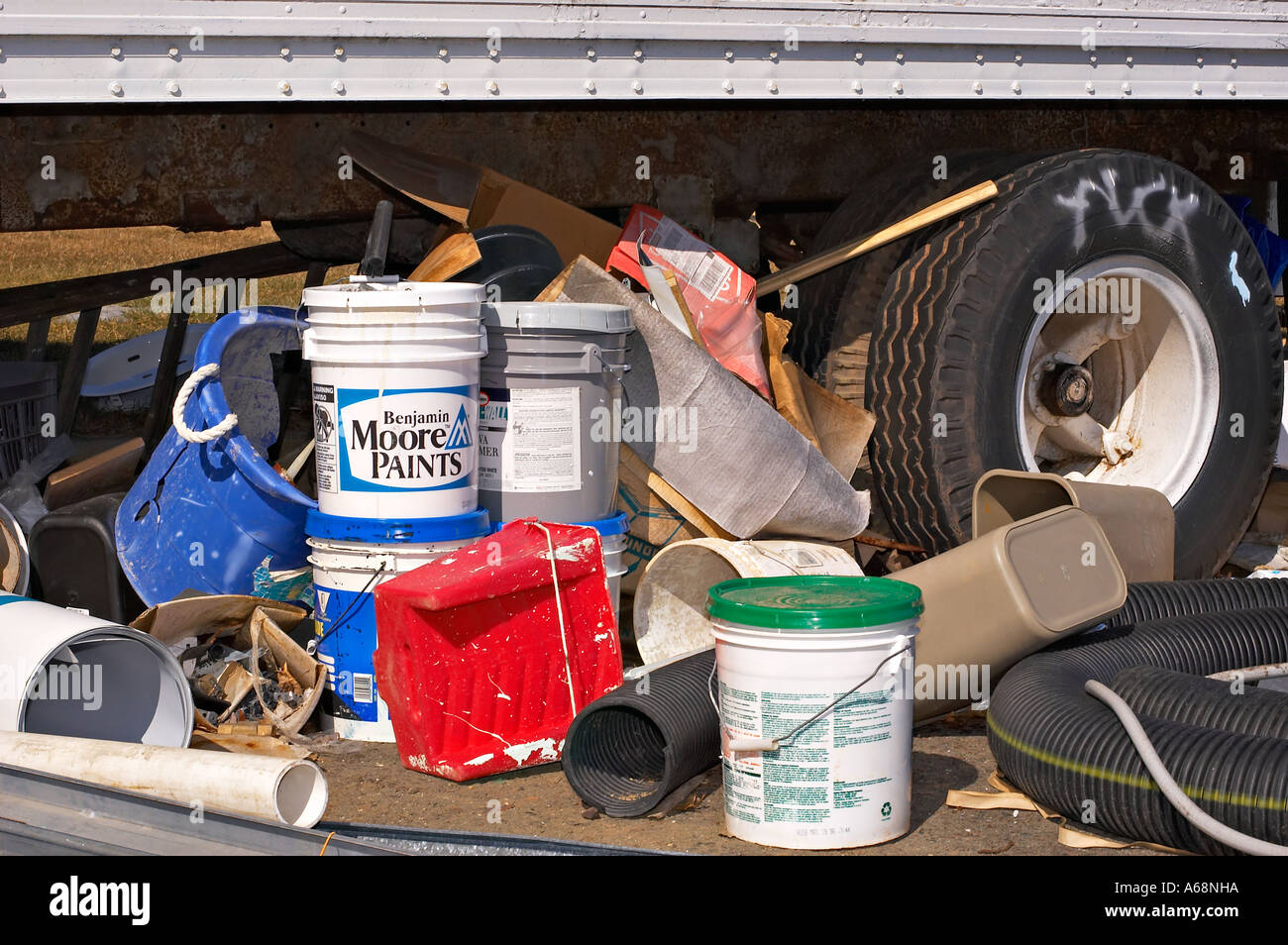 Blue garbage buckets hi-res stock photography and images - Alamy