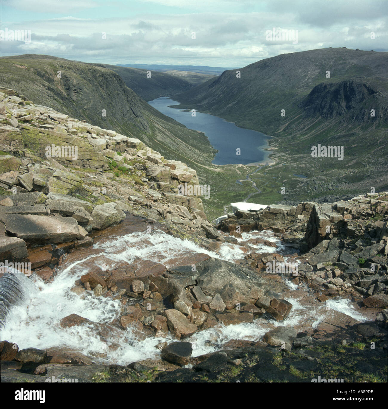 Loch avon hi-res stock photography and images - Alamy