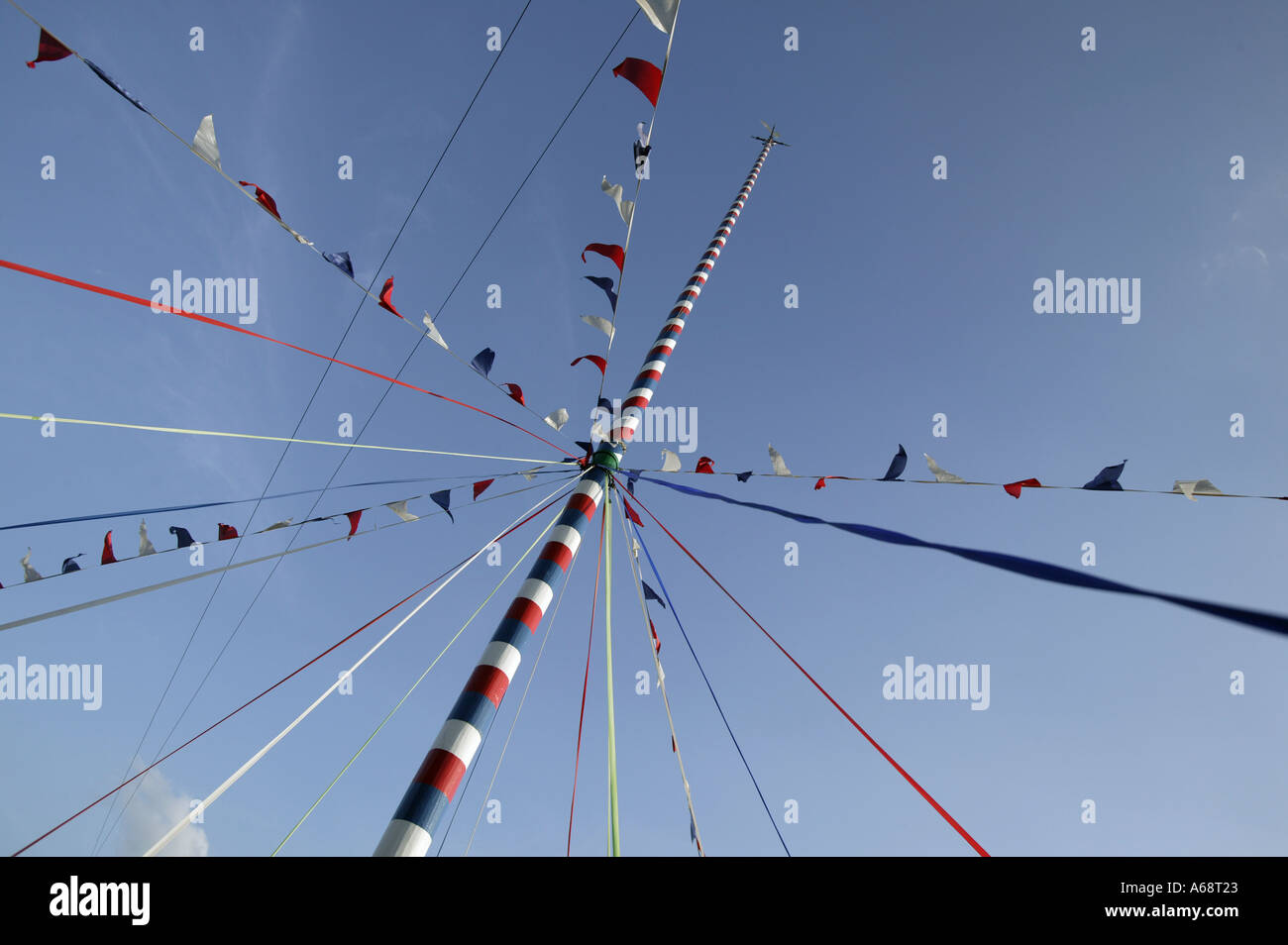 Offenham may pole hi-res stock photography and images - Alamy