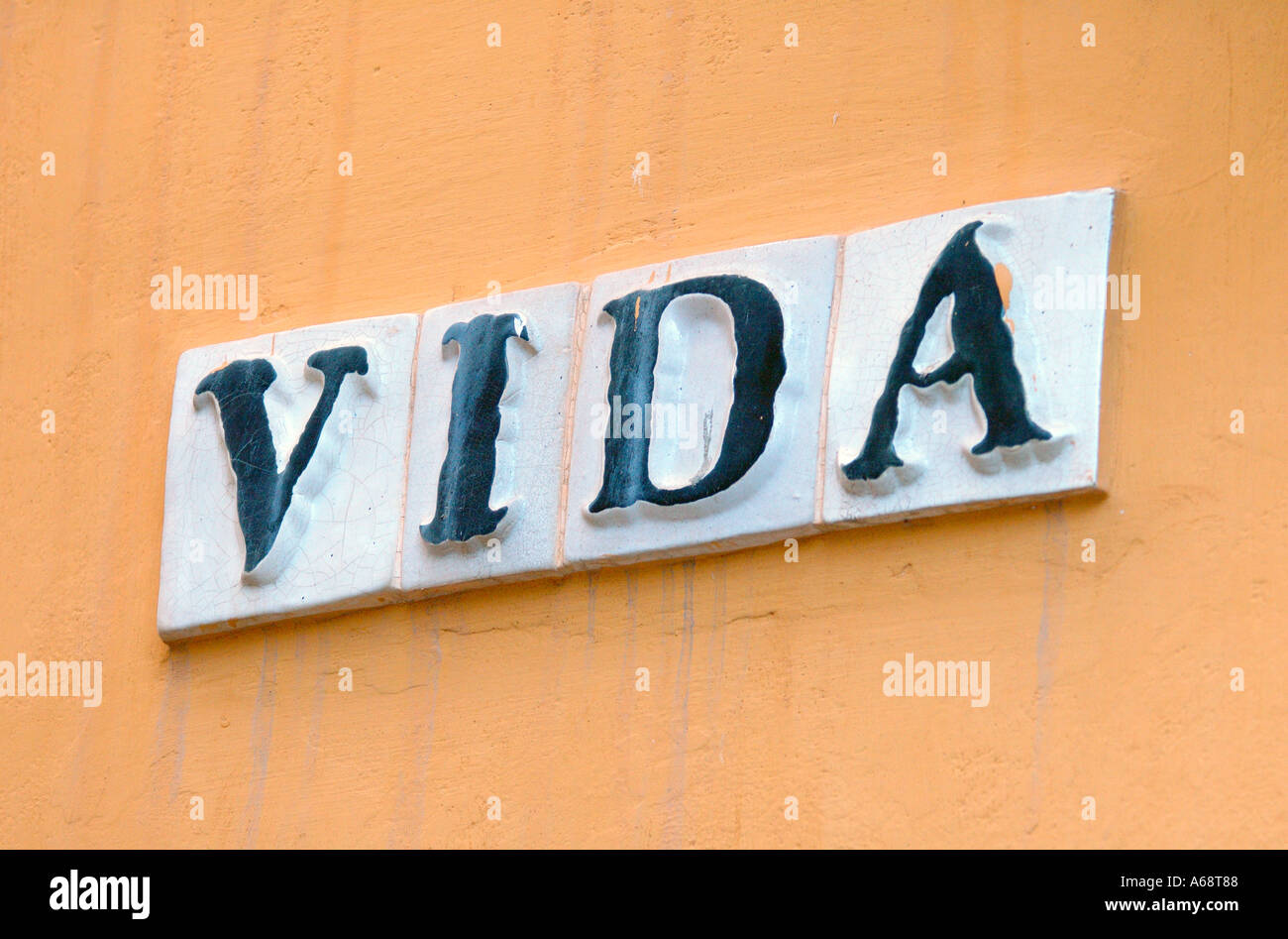 Vida Life Street name in the Old Jewish Quarter Barrio de Santa Cruz ...