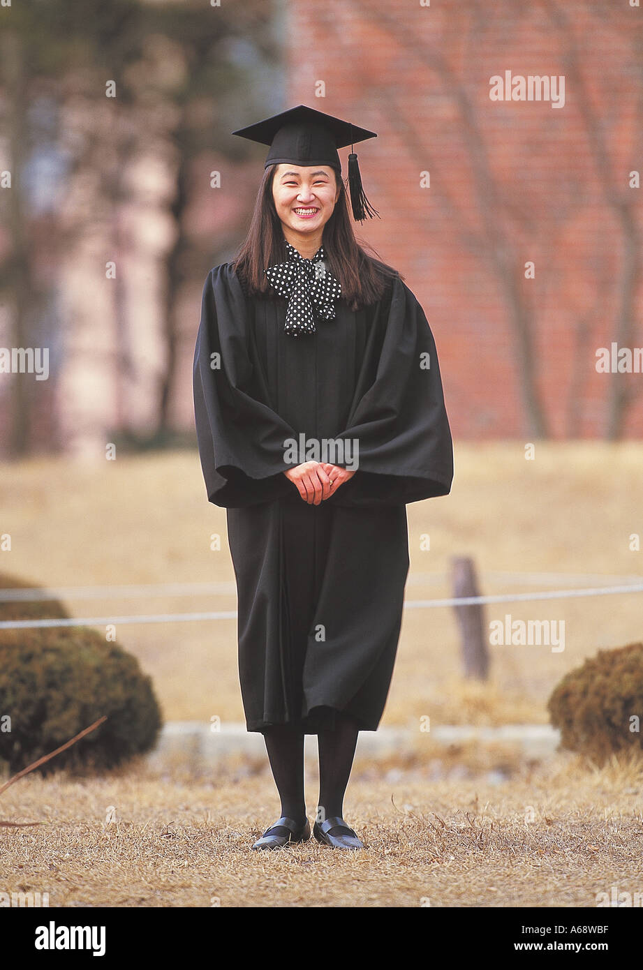 Korean graduation ceremony hi-res stock photography and images - Alamy