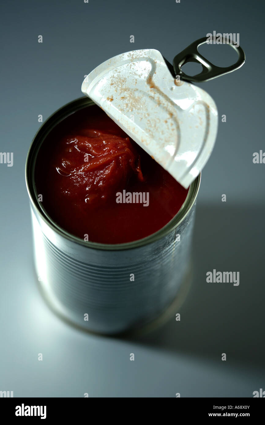 A can of tomatoe puree Stock Photo - Alamy