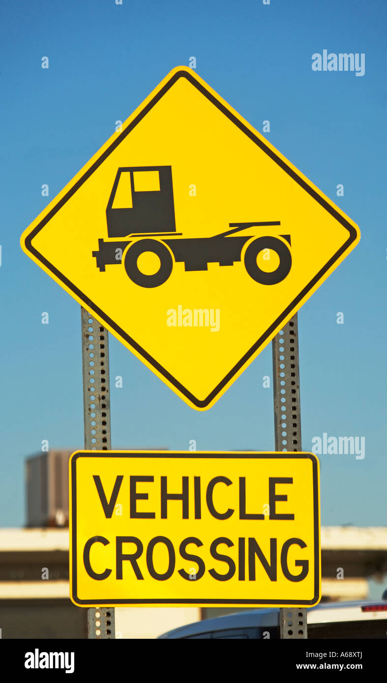 TRUCK SIGN, VEHICLE CROSSING SIGN Stock Photo - Alamy