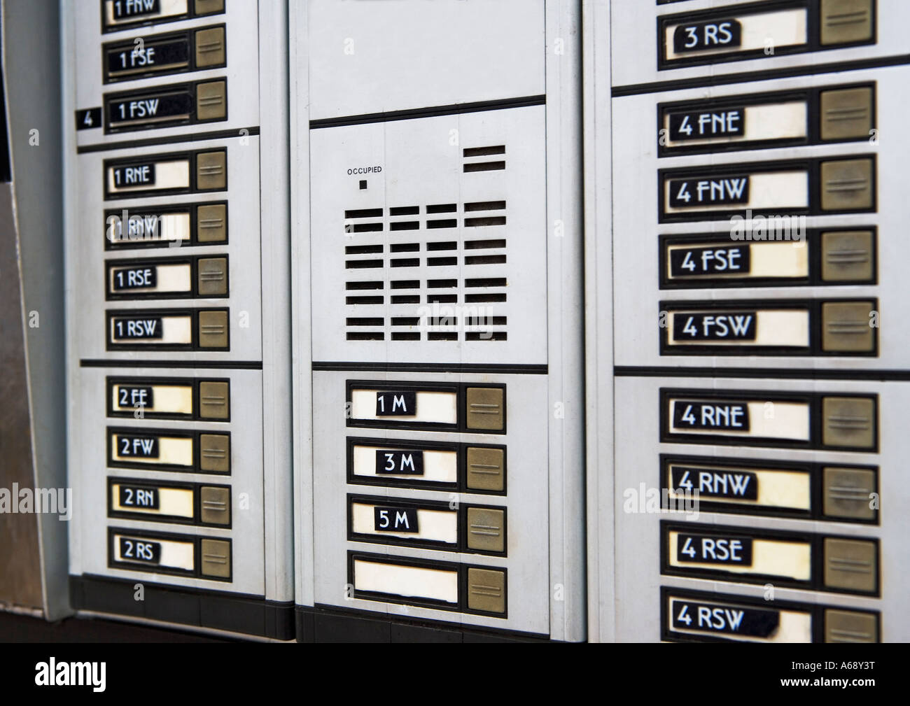 INTERCOM SYSTEM, DOOR BELLS, NAMES, NUMBERS, ENTRANCE, SPEAK, RING ...