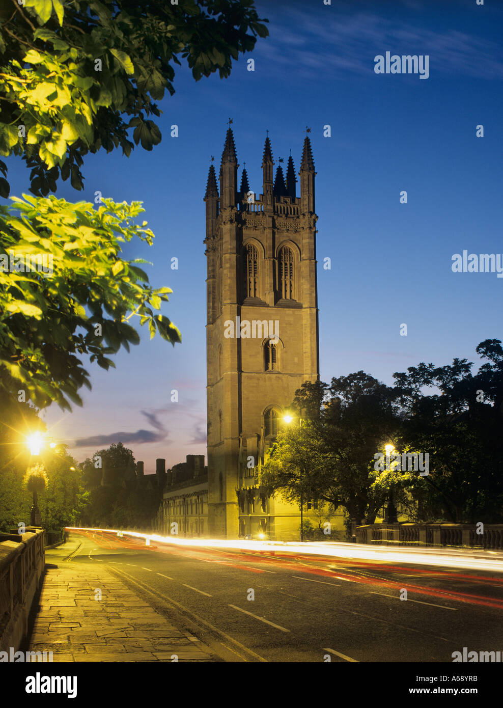 Magdalen College And Magdalen Bridge Stock Photos & Magdalen College ...