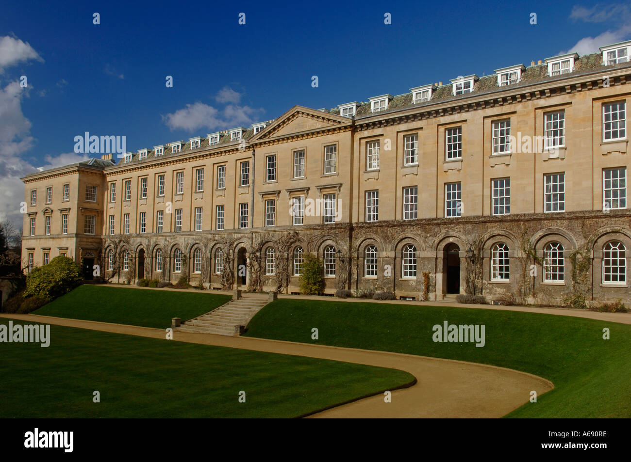 University of worcester city campus hi-res stock photography and images ...