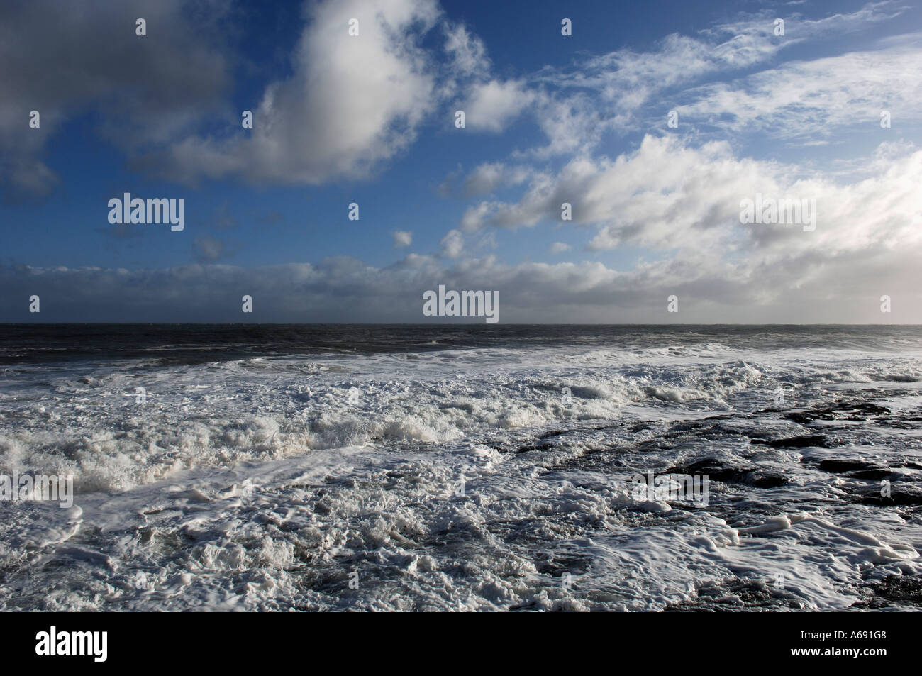 Incoming tide with north wind hi-res stock photography and images - Alamy