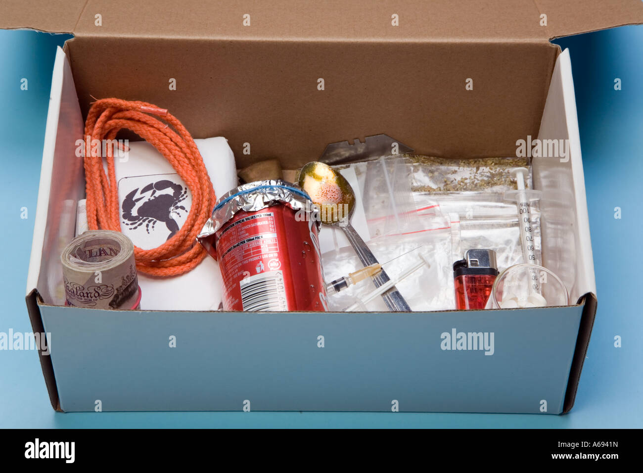 Drug paraphernalia hi-res stock photography and images - Alamy