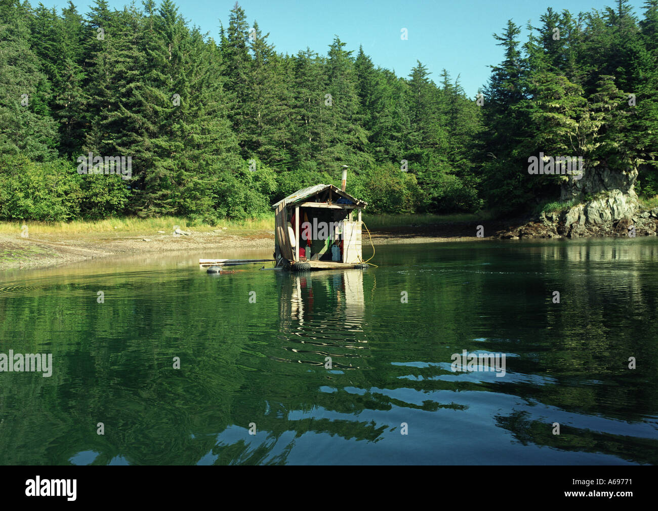 Secluded houseboat on the water in Alaska Stock Photo - Alamy