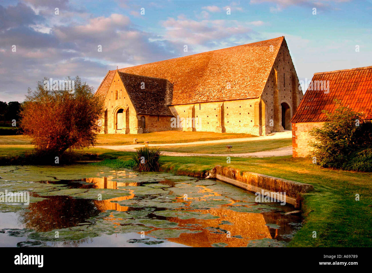 Oldie hi-res stock photography and images - Alamy