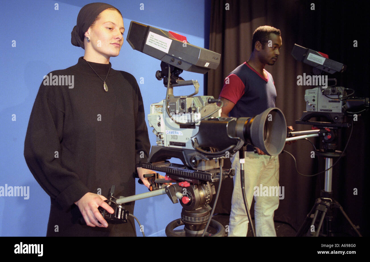 Students tv studio hi-res stock photography and images - Alamy