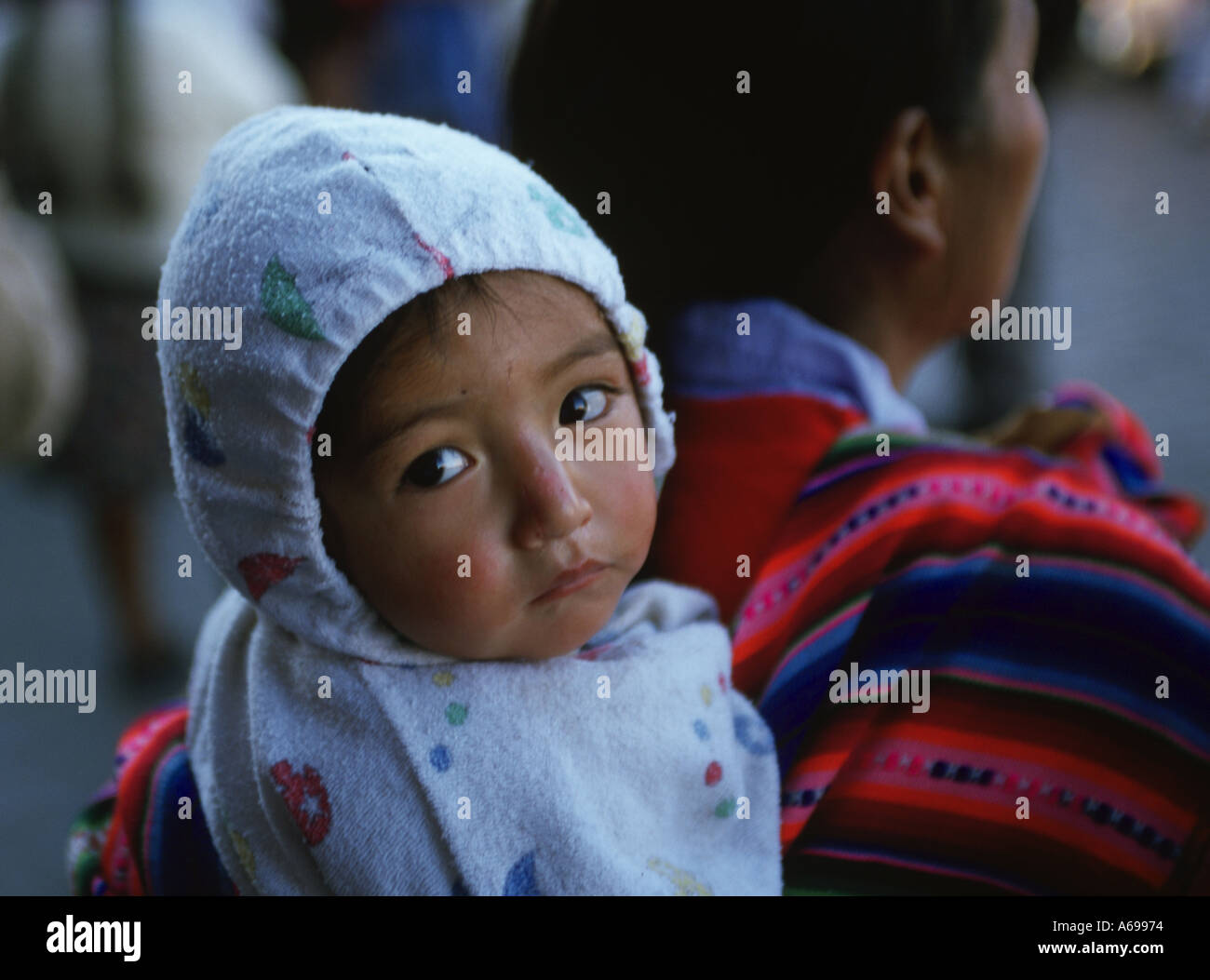 Peru Indian child Stock Photo - Alamy