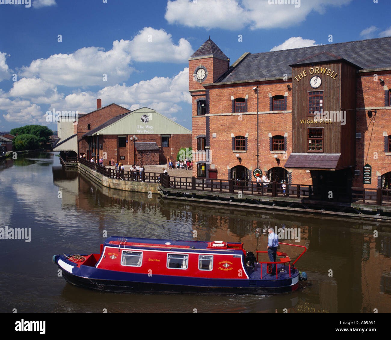 Wigan lancashire england united kingdom europe hi-res stock photography ...