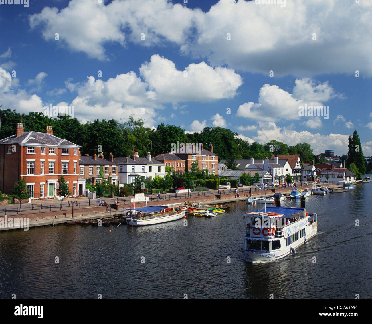 River Dee at the Groves Chester Cheshire England Stock Photo - Alamy