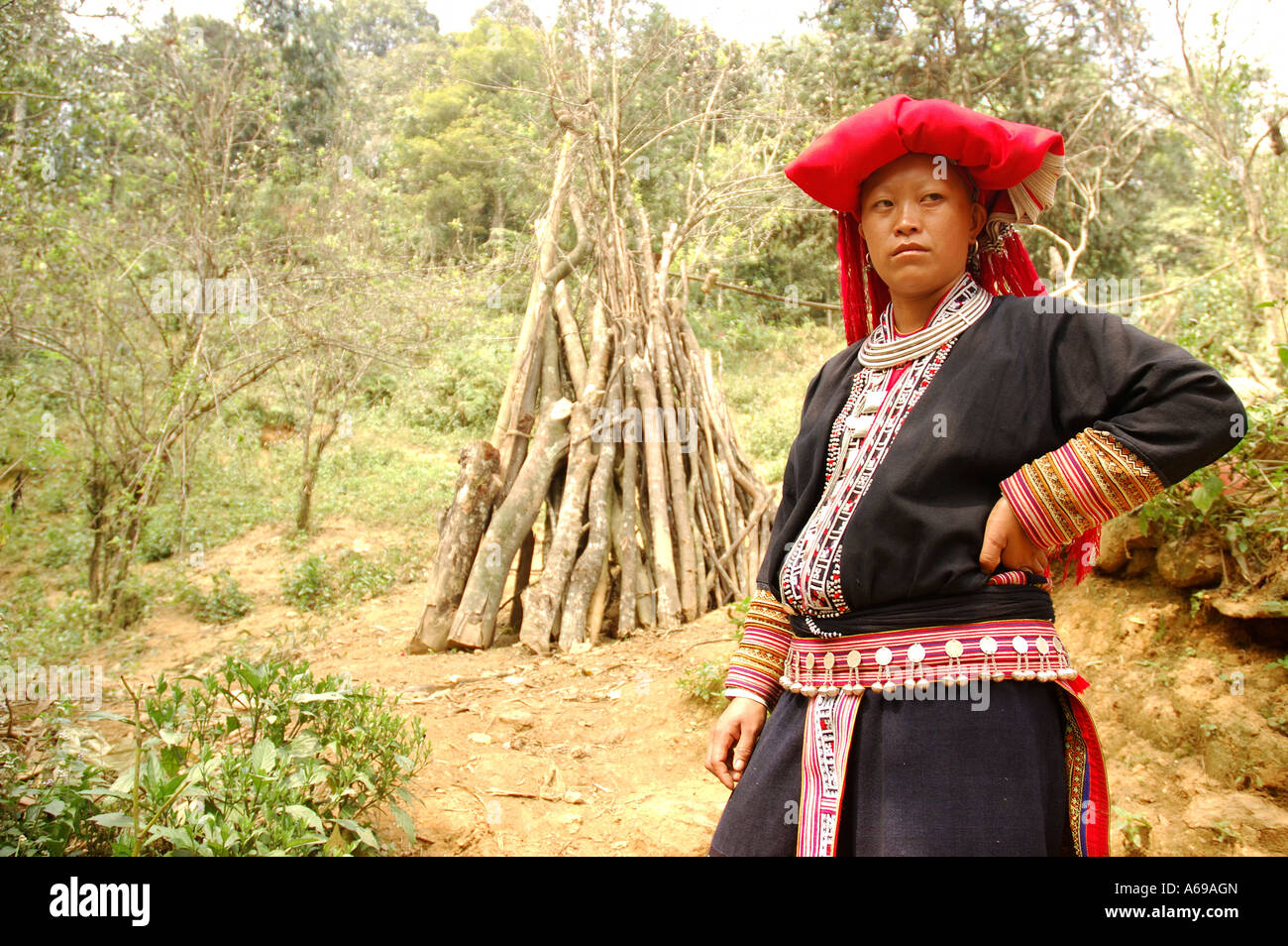 Red Dao Indigenous People, Ta Phin, Sapa, Vietnam Stock Photo - Alamy