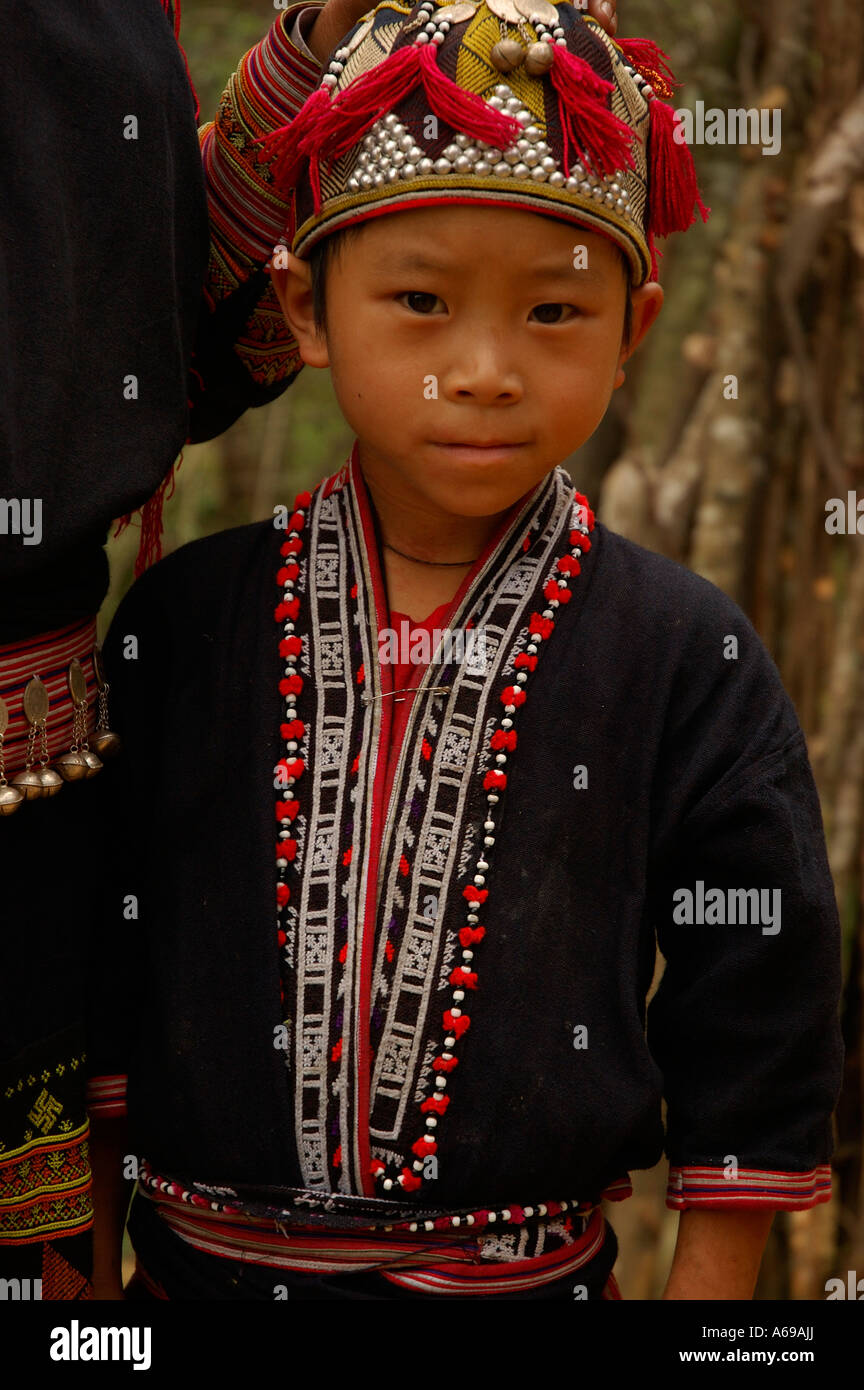 Red Dao Indigenous People, Ta Phin, Sapa, Vietnam Stock Photo - Alamy