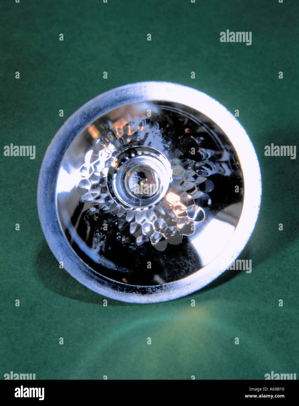 Parabolic reflector light hi-res stock photography and images - Alamy