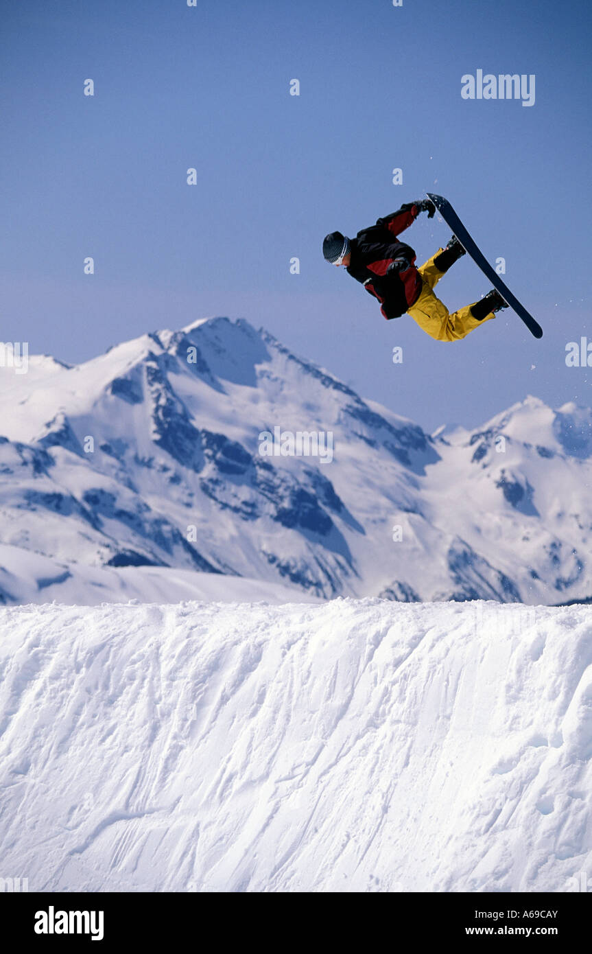 Snow boarding jacket hi-res stock photography and images - Alamy