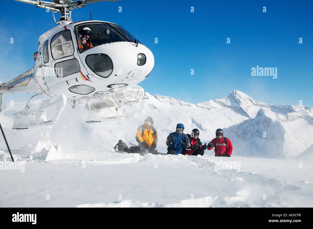 helicopter skiing in british columbia Stock Photo - Alamy