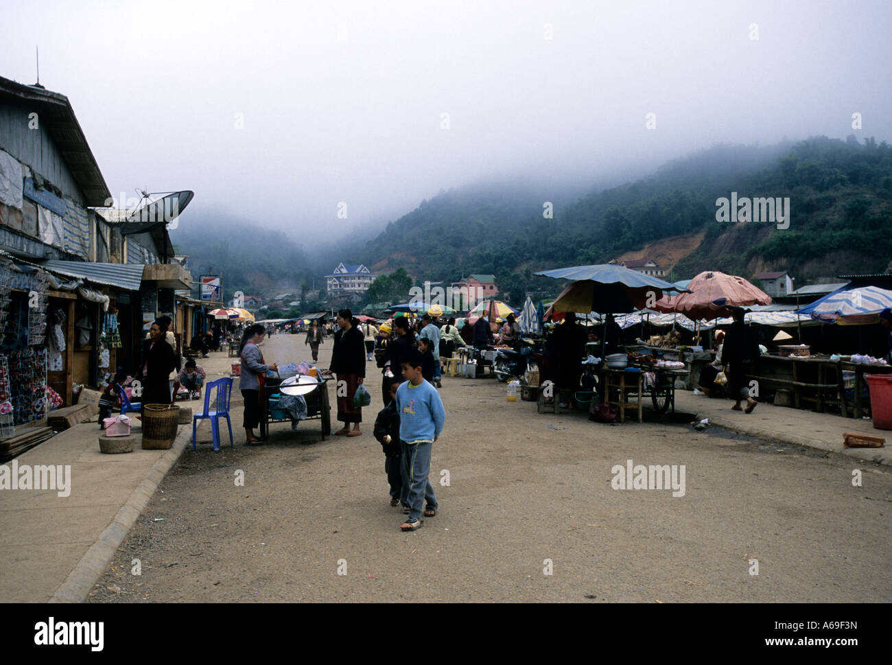 The market of Sam Neua, the capital city of Houaphan Province, Laos ...