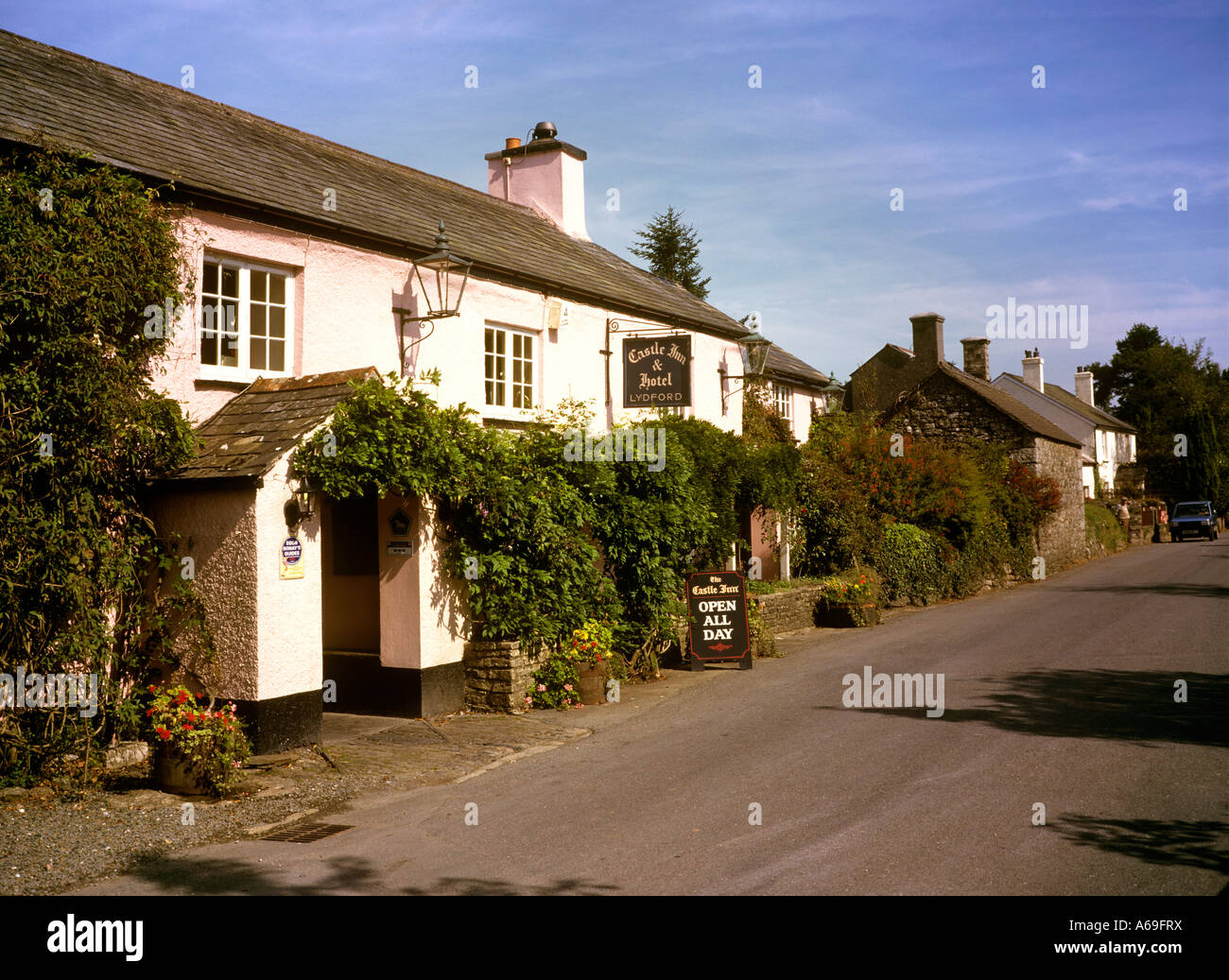 UK Devon Lydford village Castle Inn rural country pub Stock Photo - Alamy