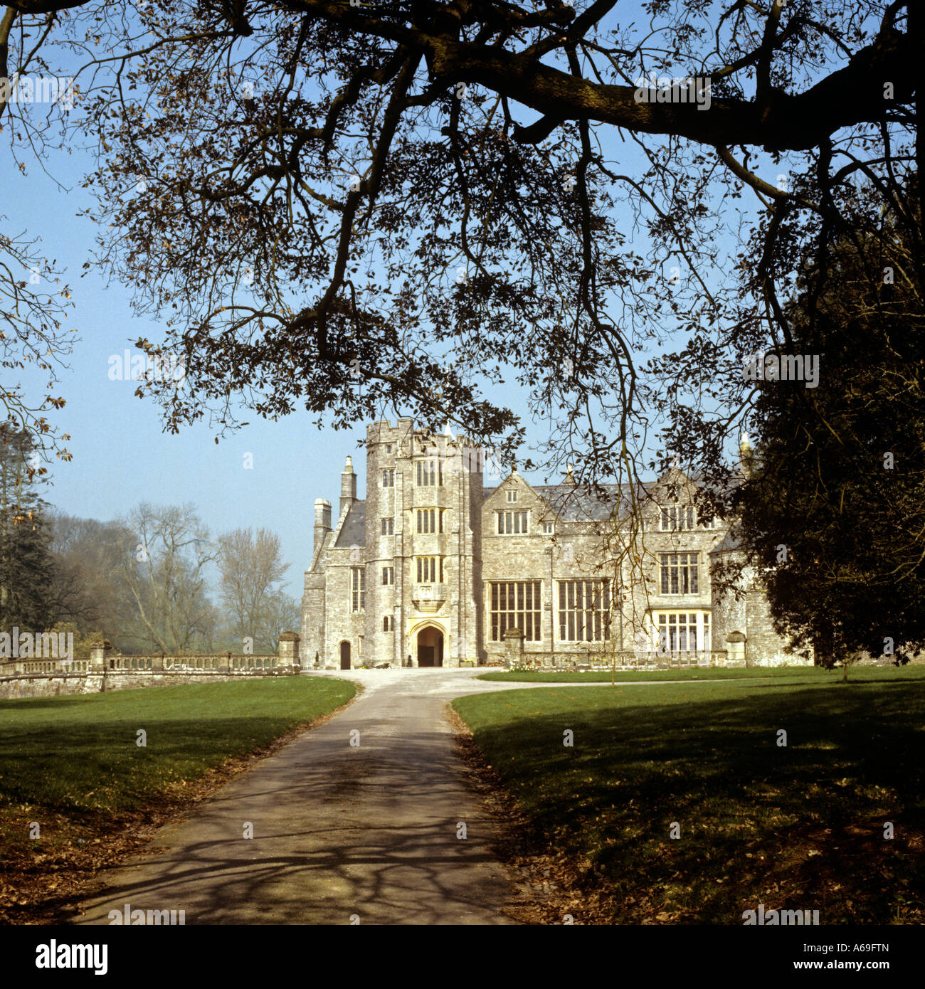 Holcombe village hi-res stock photography and images - Alamy