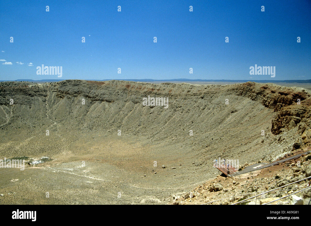 Meteorite crater arizona hi-res stock photography and images - Alamy