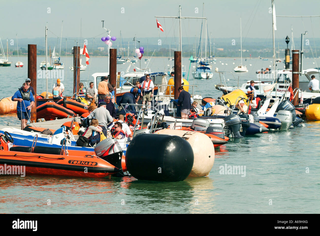 Rescue boats hi-res stock photography and images - Alamy
