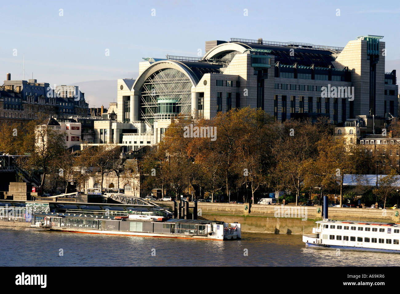 London england charing cross hi-res stock photography and images - Alamy