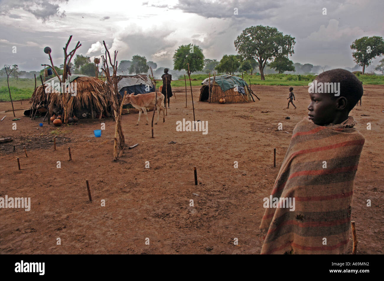 Dinka hi-res stock photography and images - Alamy