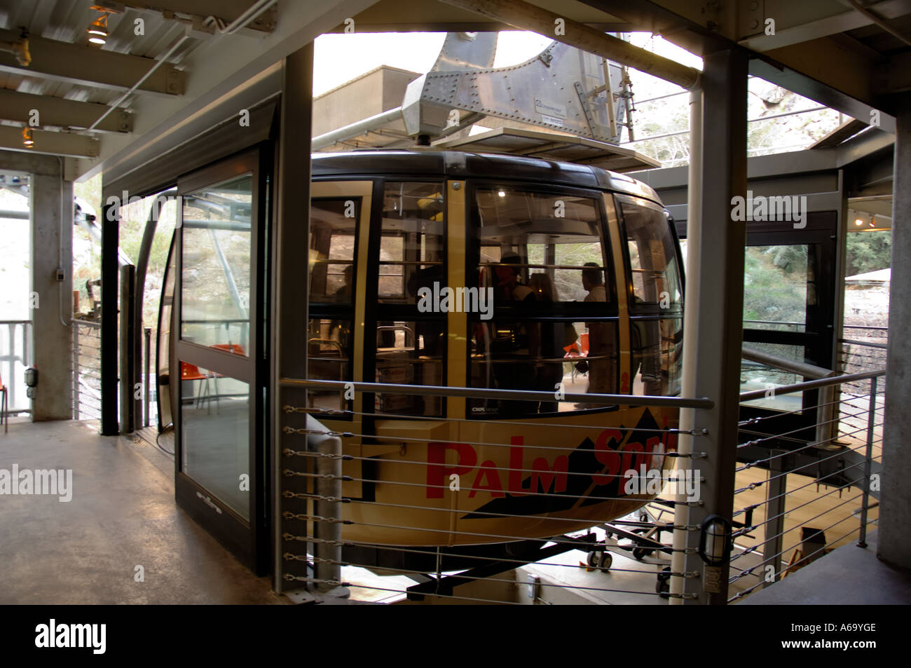 Visitors boarding the Palm Spring Aerial Tramway at Mount San Jacinto ...