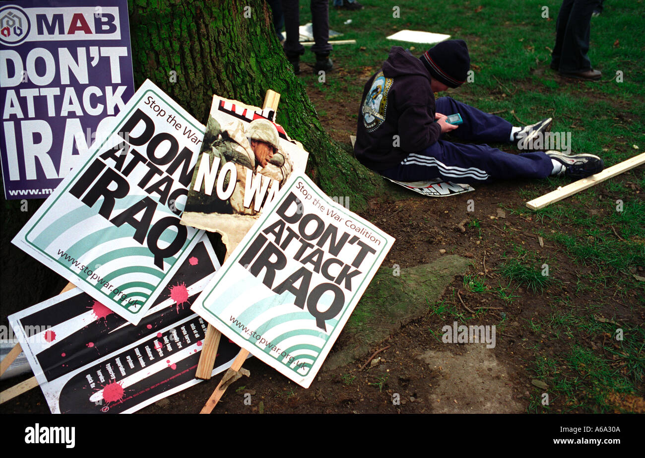 2003 london peace march hi-res stock photography and images - Alamy