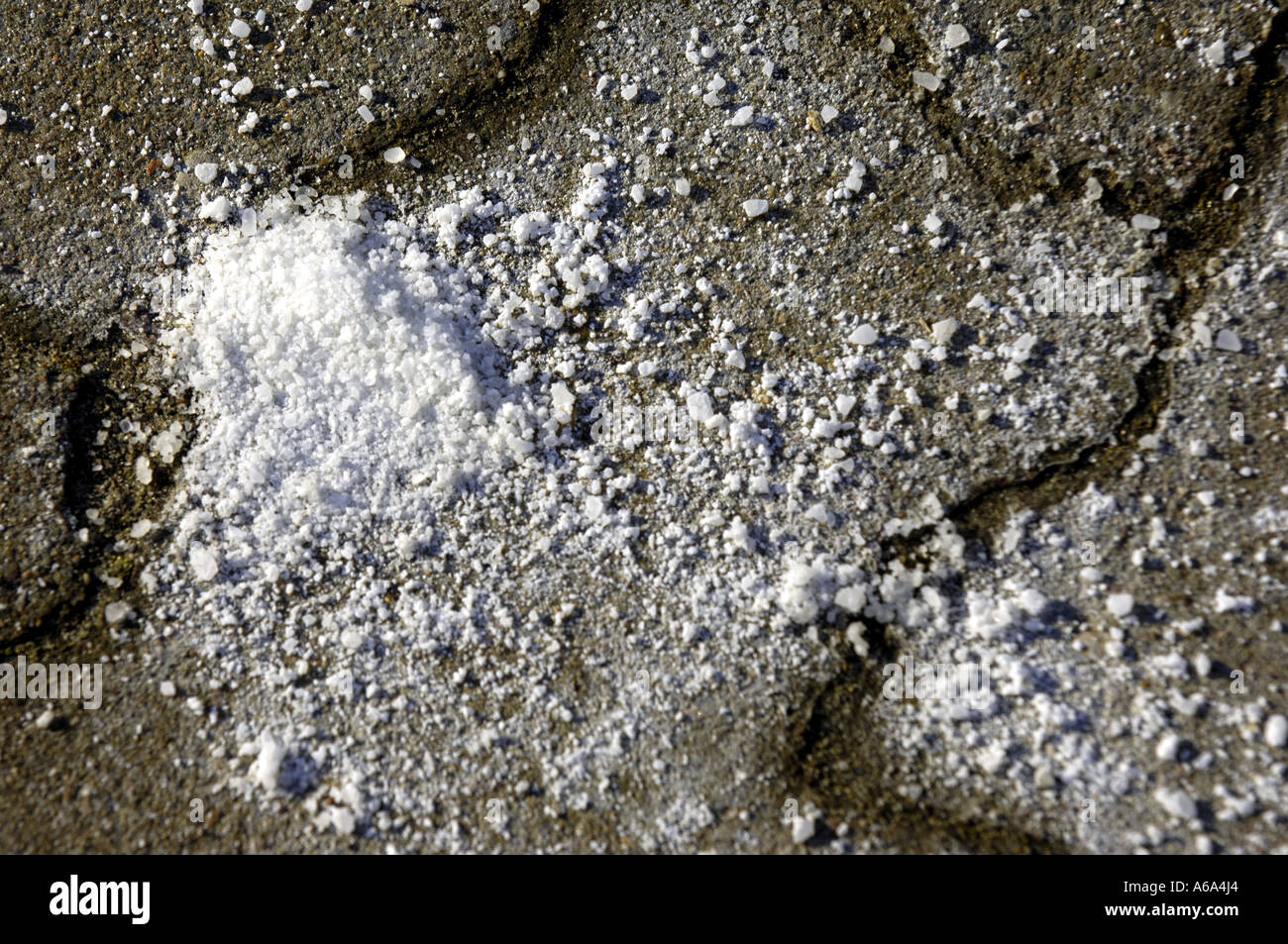 salt grit safety winter wintry conditions precautions Stock Photo - Alamy